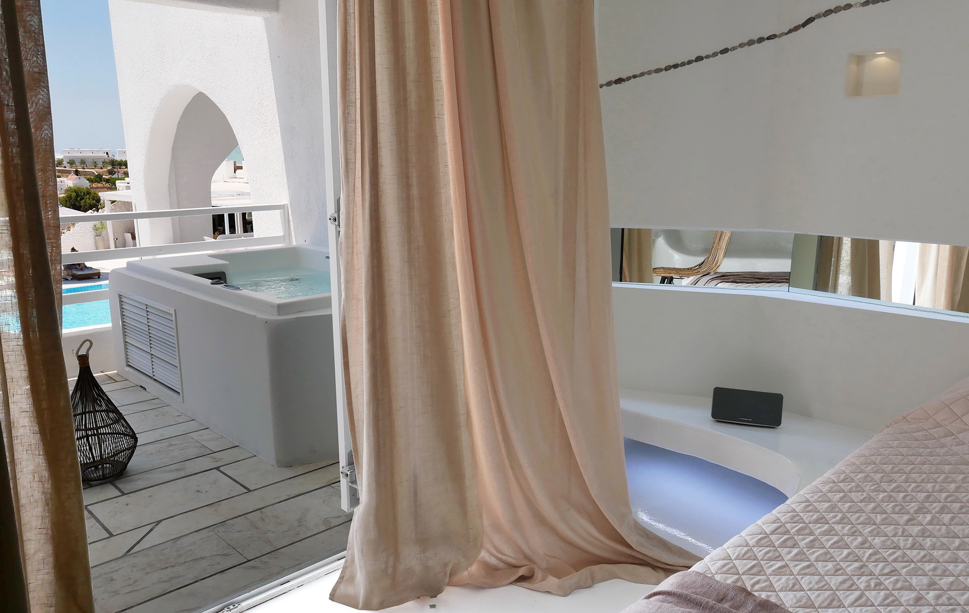 Cocoon Pool View Outdoor Jacuzzi | Andronikos Mykonos Hotel