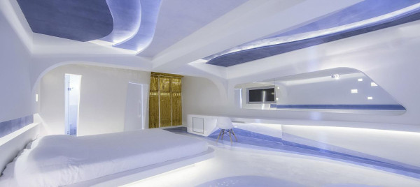 Cocoon Pool View Outdoor Jacuzzi | Andronikos Mykonos Hotel